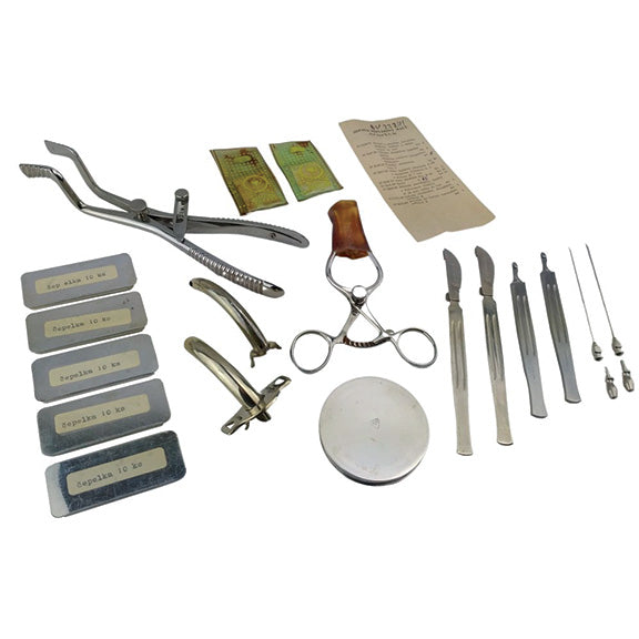 CZECH Army M72/1c2 Medical Set, 12 Pieces – Deutsche Optik